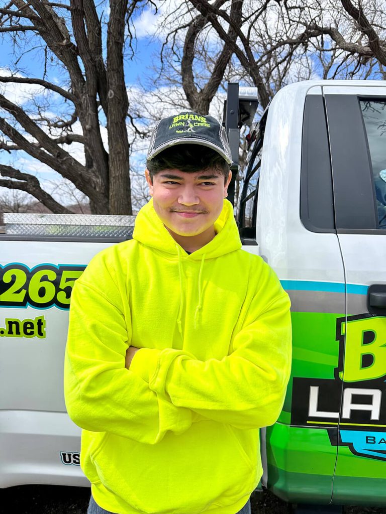 About Us - Lawn Care & Landscape Experts - Brian's Lawn Care